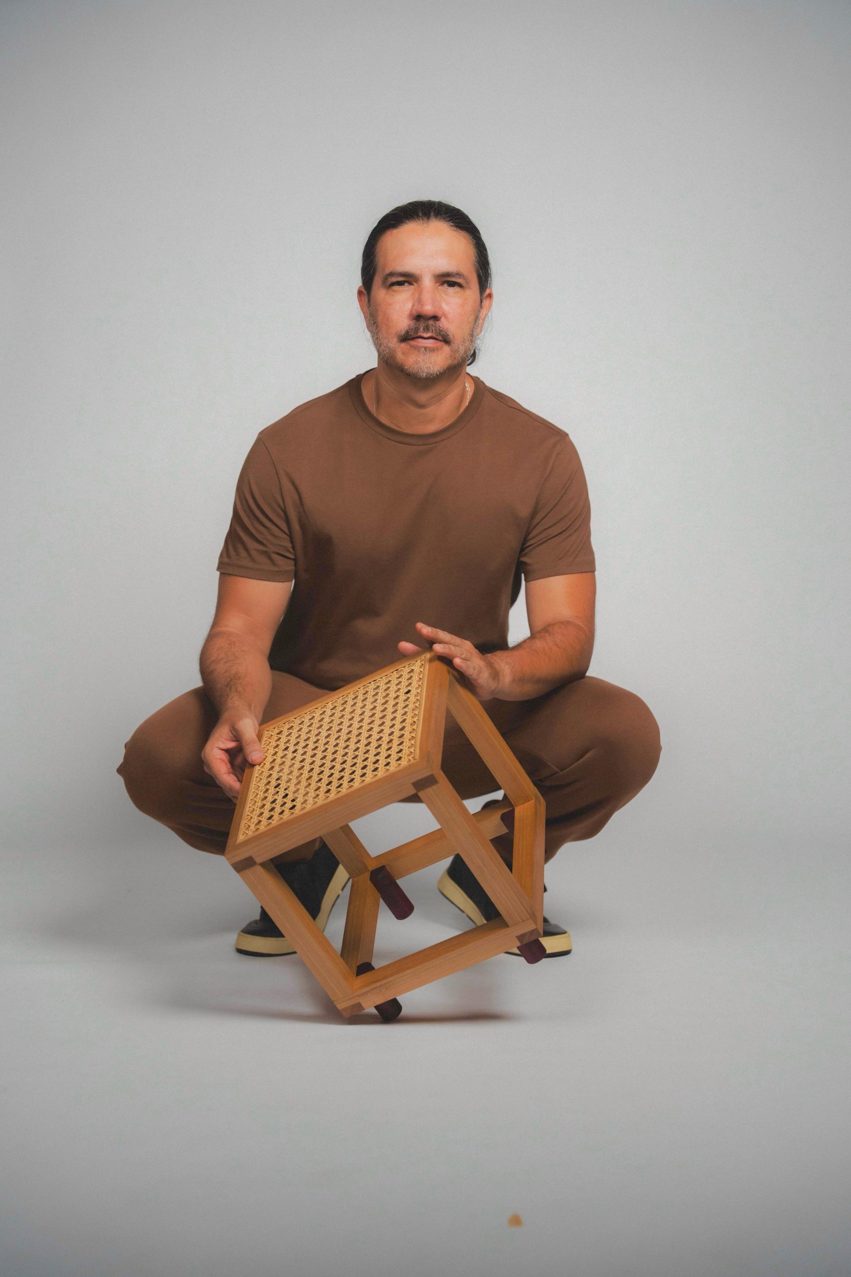 Rodolfo Rascão estreia com sucesso na Semana de Design